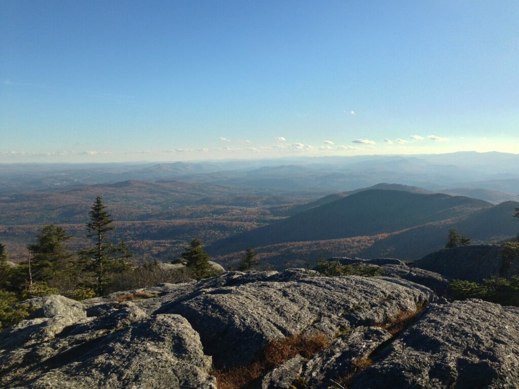 Vermont Backyard Through Fall & Winter – UVM phenology blog