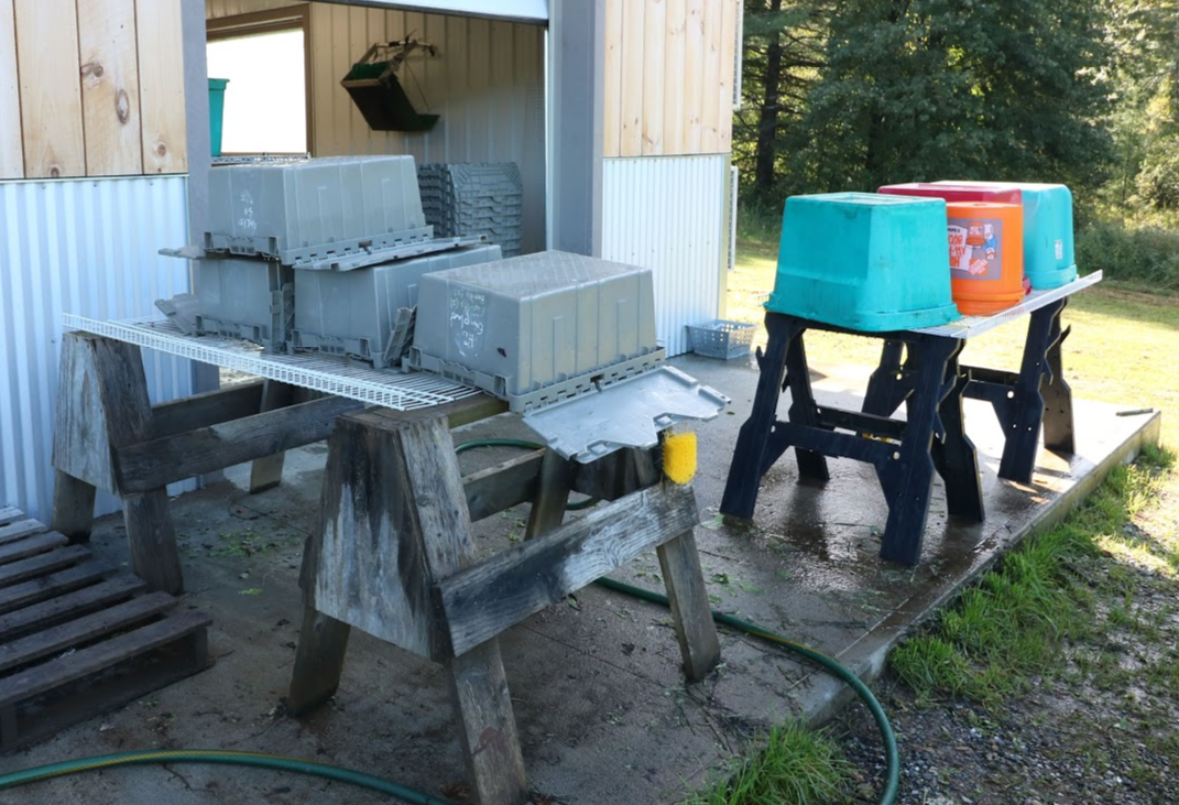 Spray Tables for Produce Farms – UVM Extension Ag Engineering