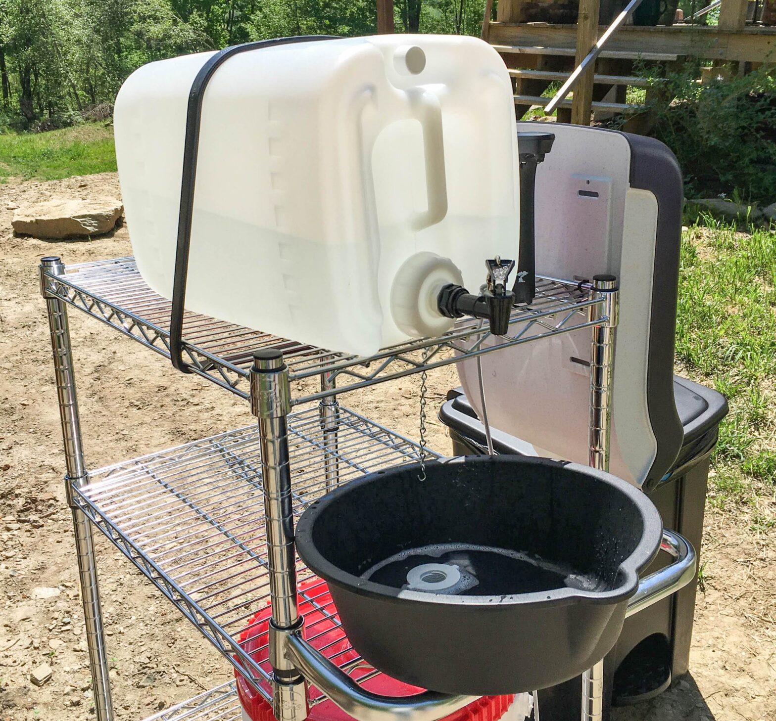 Improving Handwashing Stations – UVM Extension Ag Engineering