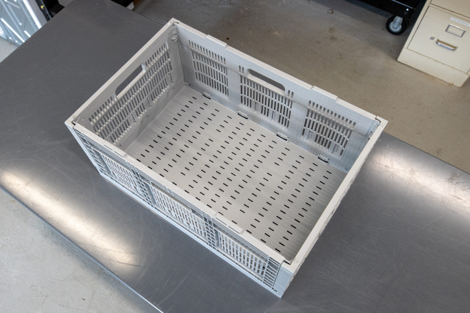 Bins, Buckets, Baskets & Totes – UVM Extension Ag Engineering